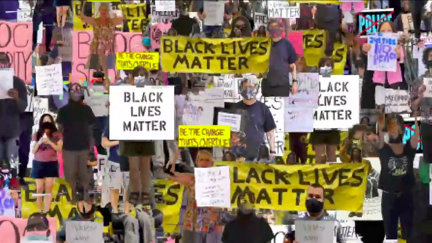 Public_Public_Address: A Nationwide Virtual Protest | Stephanie Syjuco